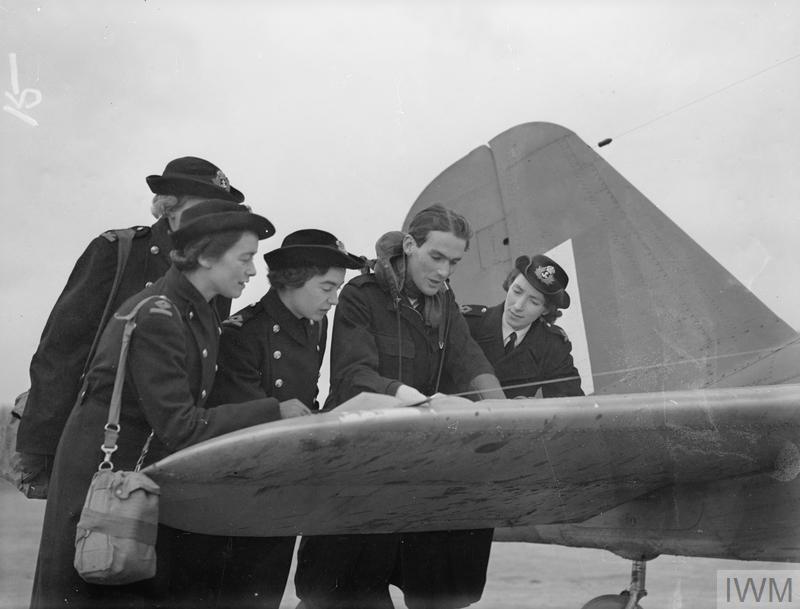 W if for… WAAFs and WRNS – It’s all in the Past…